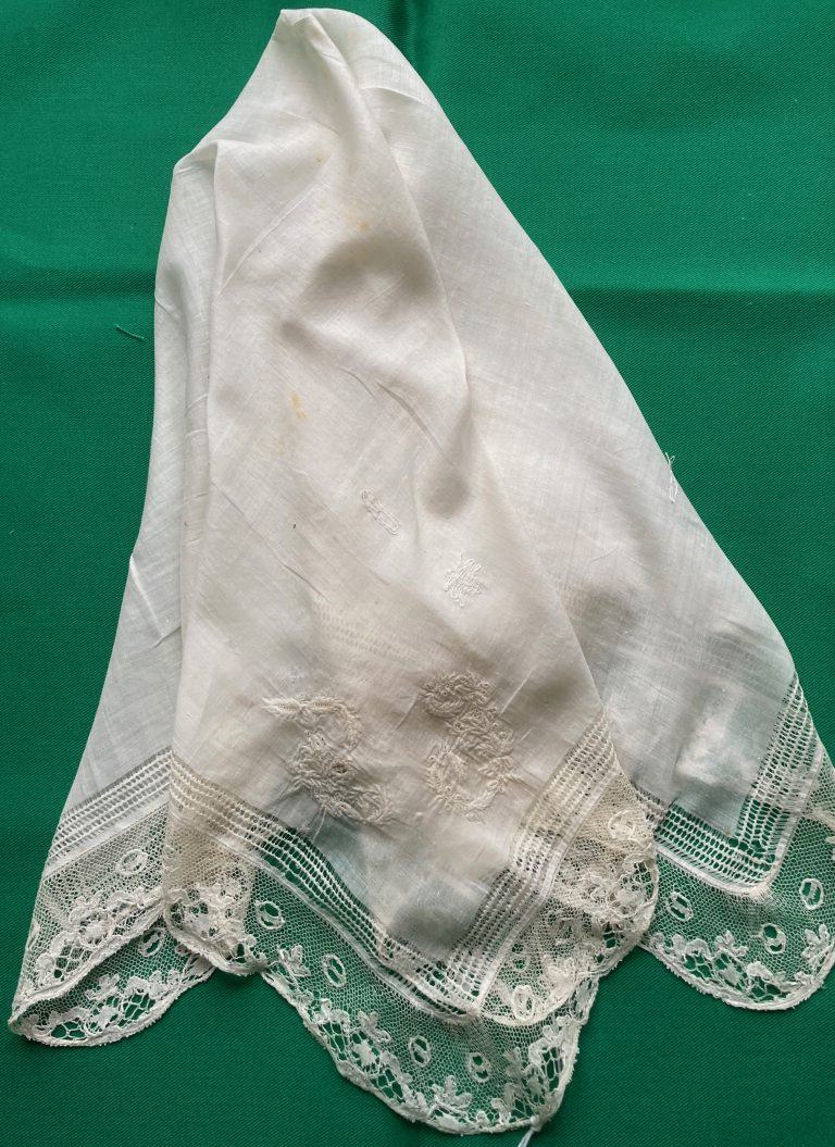 Handkerchiefs And Their ‘flirty’ Language | Cowper & Newton Museum